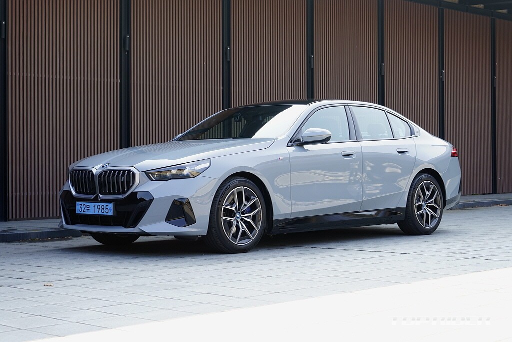 BMW i5 MSP와 MSP PRO 외관 차이