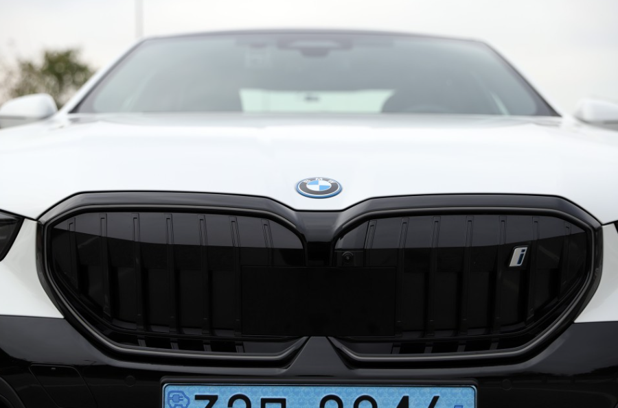 BMW i5 MSP와 MSP PRO 외관 차이