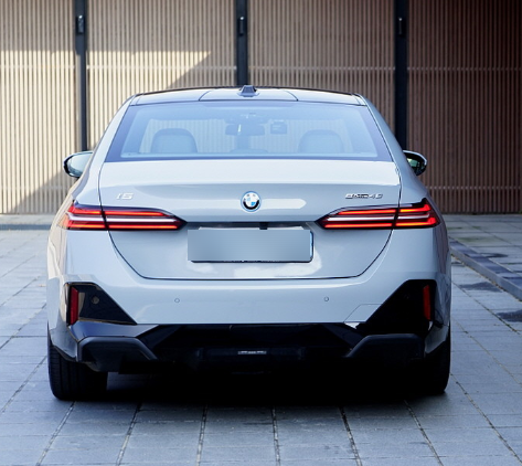 BMW i5 MSP와 MSP PRO 외관 차이