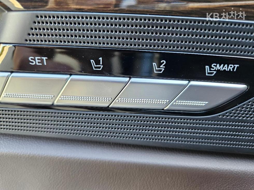 제네시스 EQ900 · 가솔린 · 경남 | 매물번호(26295853) | KB차차차