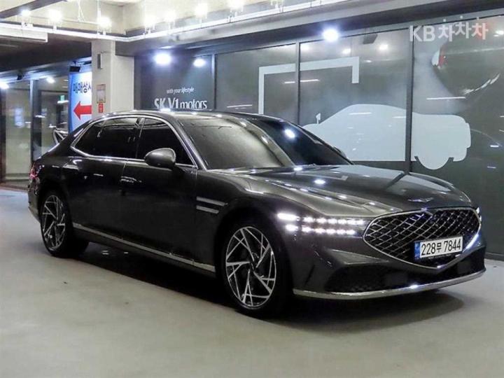 제네시스 G90 Rs4 · 가솔린 · 경기 매물번호 25107309 Kb차차차